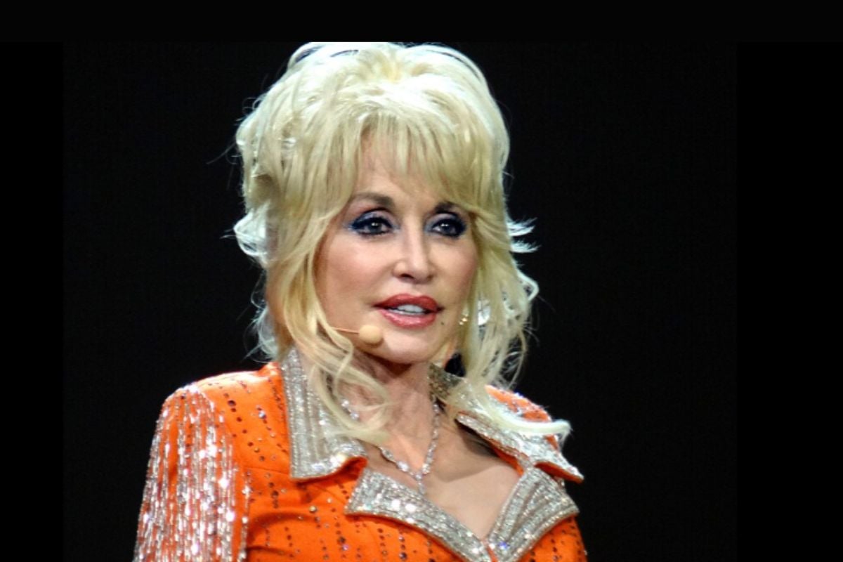 Dolly Parton Cancels Dollywood Appearance Due To Health Scare